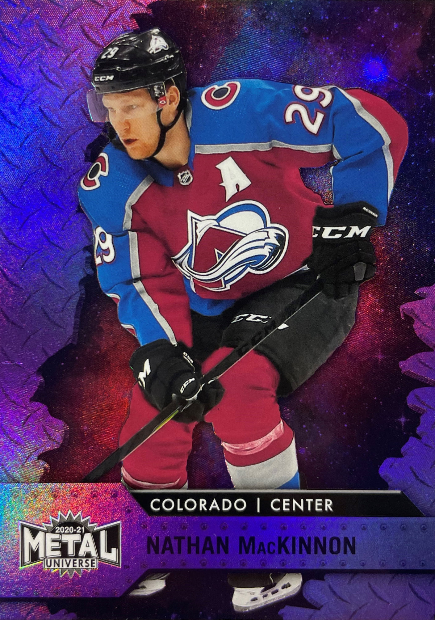 Base Purple Spectrum Nathan MacKinnon - Checklistcenter.com